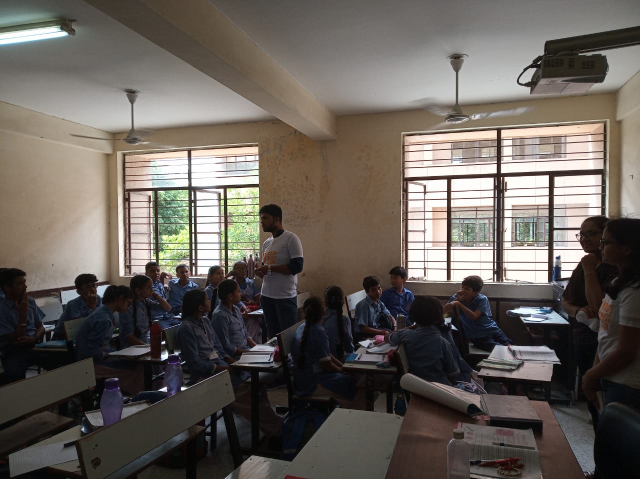 Balwant Rai Mehta Vidya Bhawan - GK - Oddy uniwraps