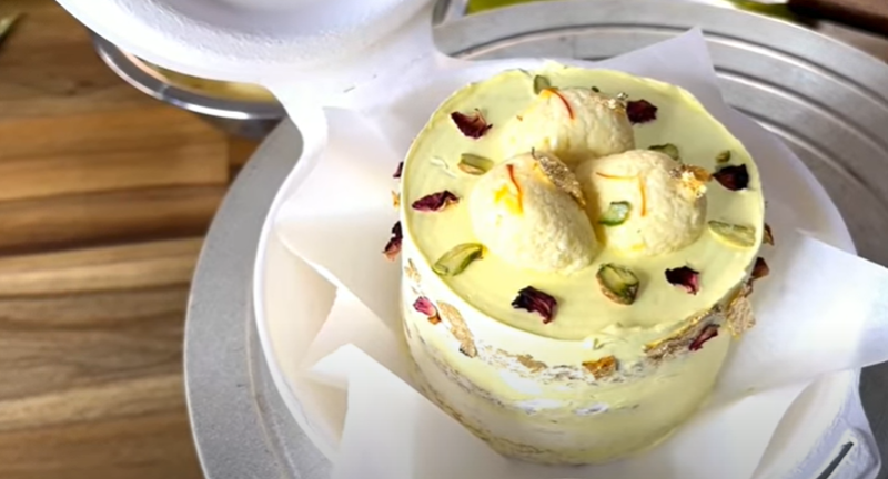 Bento Rasmalai Cake – Oddy uniwraps