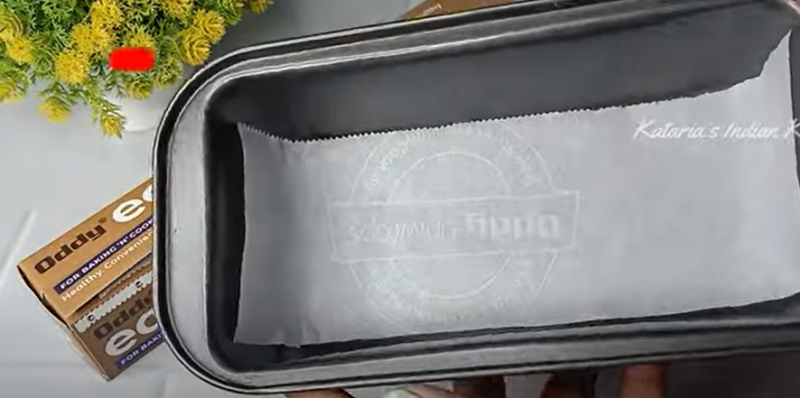 Spongy and Moist Hot Milk Chocolate Cake – Oddy uniwraps