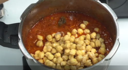 Crispy Puffed Instant Chole Bhature Recipe – Oddy uniwraps