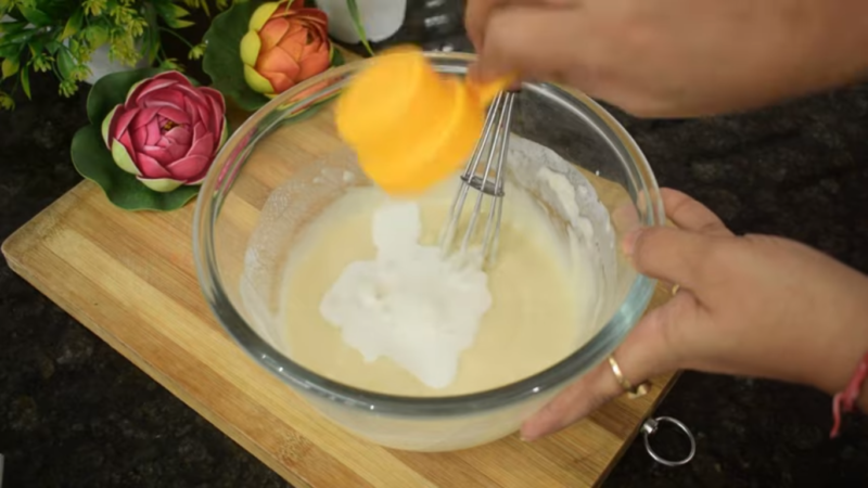 Eggless Pineapple Swiss Roll Cake – Oddy uniwraps