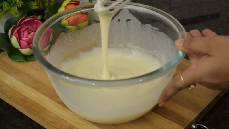 Eggless Pineapple Swiss Roll Cake – Oddy uniwraps