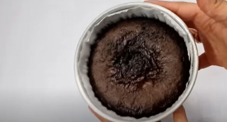 Low Budget Dutch Chocolate Cake – Oddy uniwraps